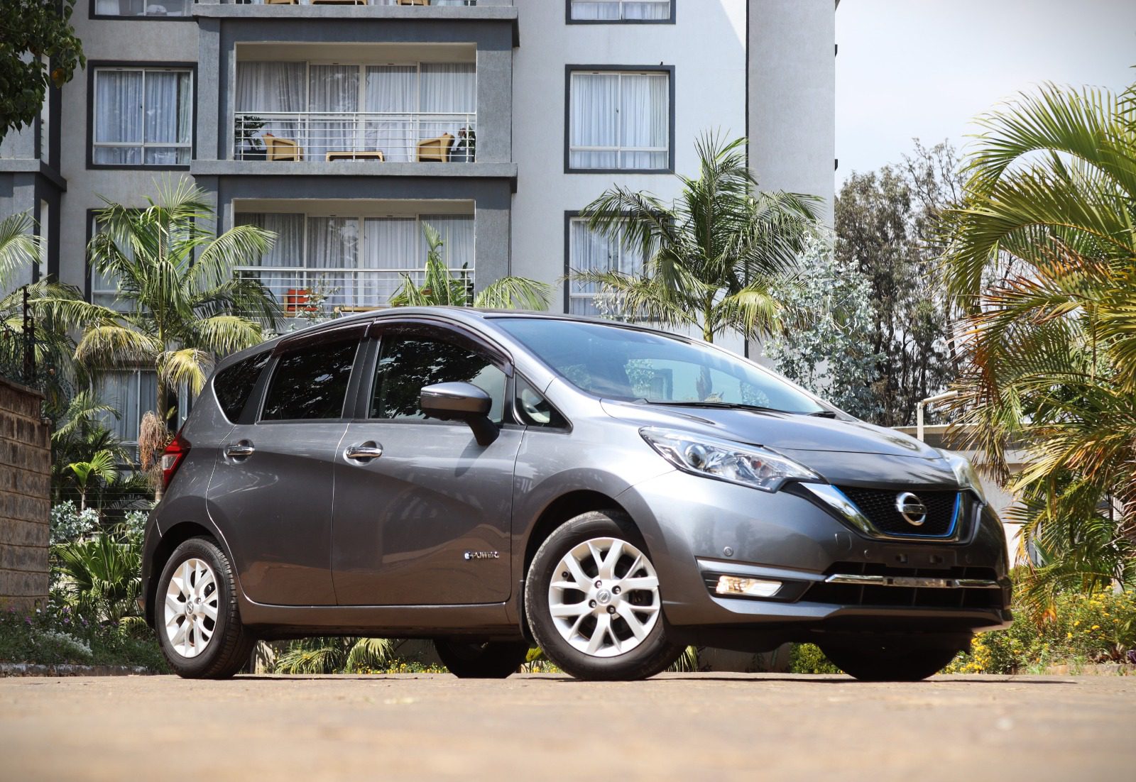 🔹 2018 Nissan Note Medalist E-Power – Hybrid Efficiency with Style ⚡🚗 ...