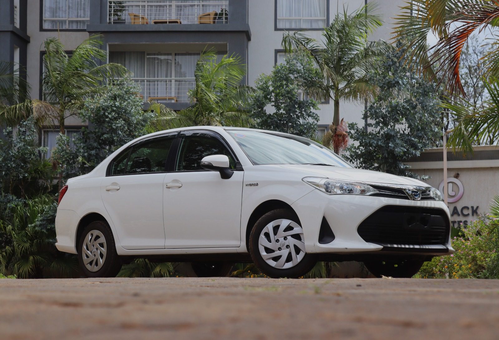 🤍 2018 TOYOTA AXIO HYBRID – PEARL WHITE | 1500CC PETROL-HYBRID • SUPER ...